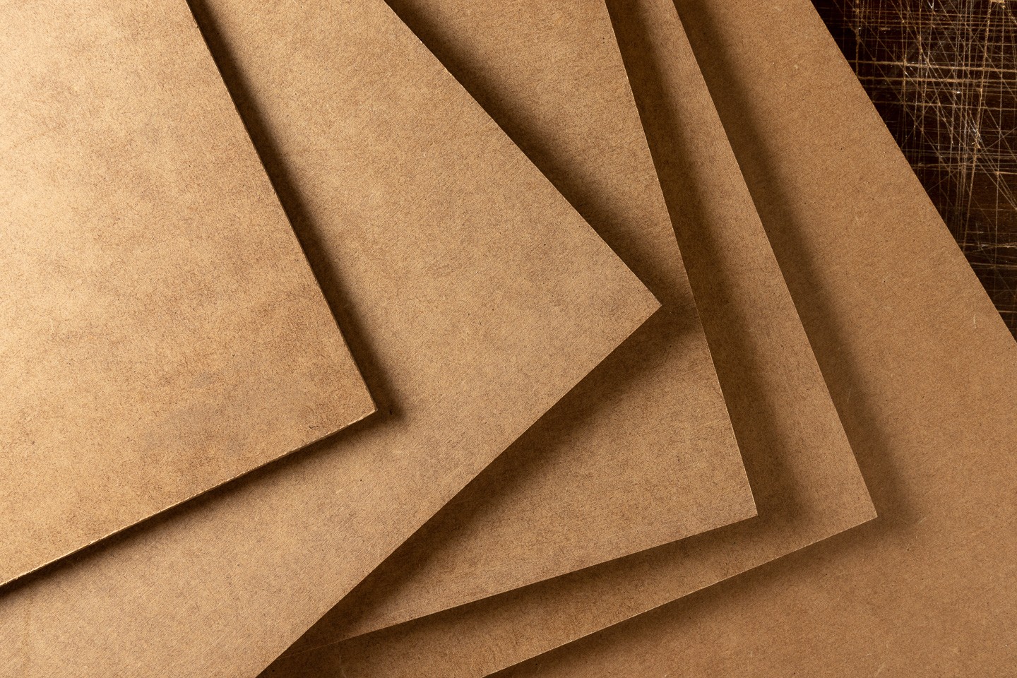 Panneaux : Okoumé, MDF... - Artemiranda